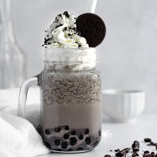 Oreo Bubble Shake (8 MINUTES Only!) - That Cute Dish!